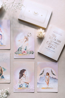 The Wealthy Woman Oracle Deck ☽ 44 Luxury Oracle Cards for Abundance